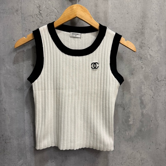 CHANEL | Tops | Knit Top | Poshmark